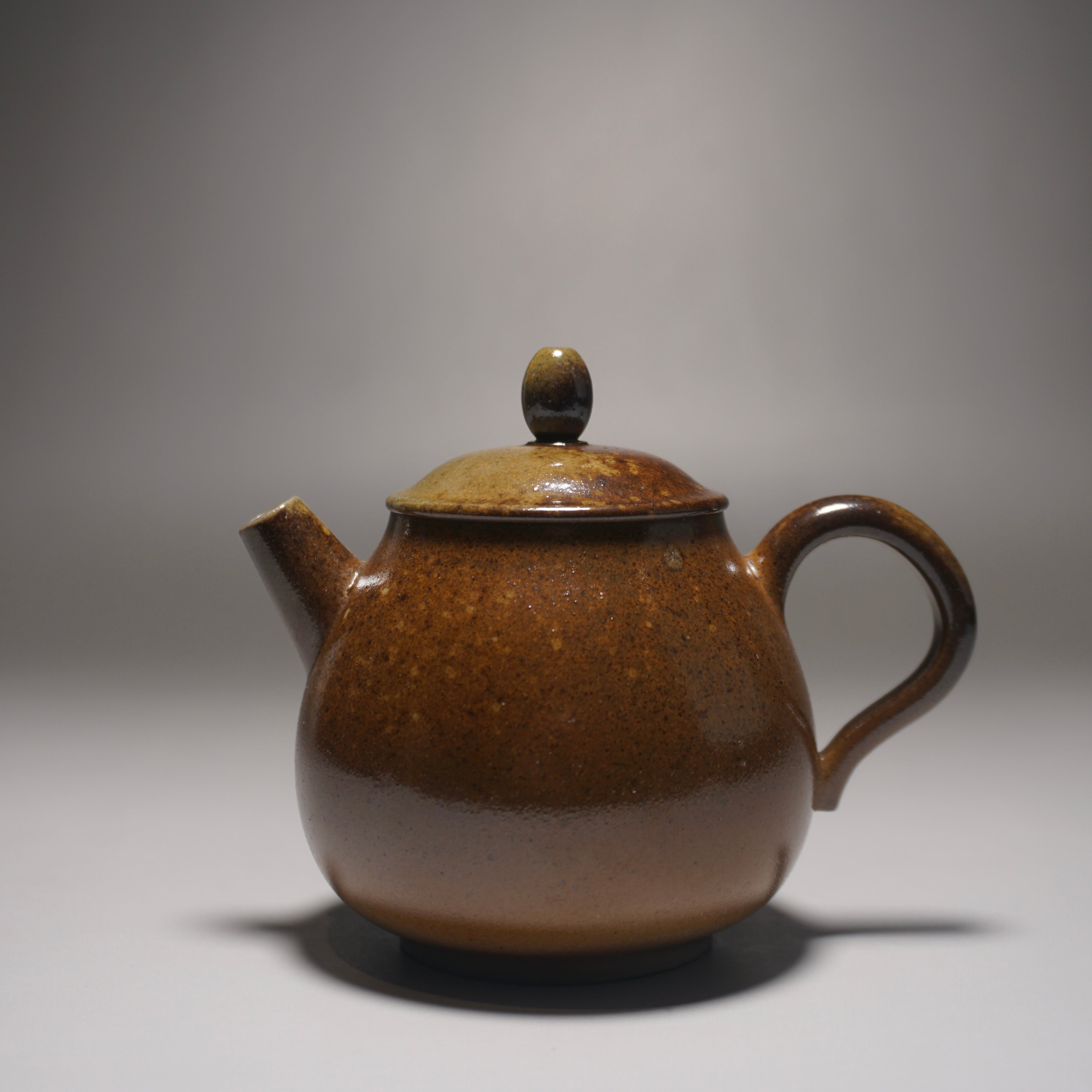 Wood Fired Gaopan Nixing Teapot by Li Wenxin 李文新柴烧坭兴壶 150ml – MudandLeaves