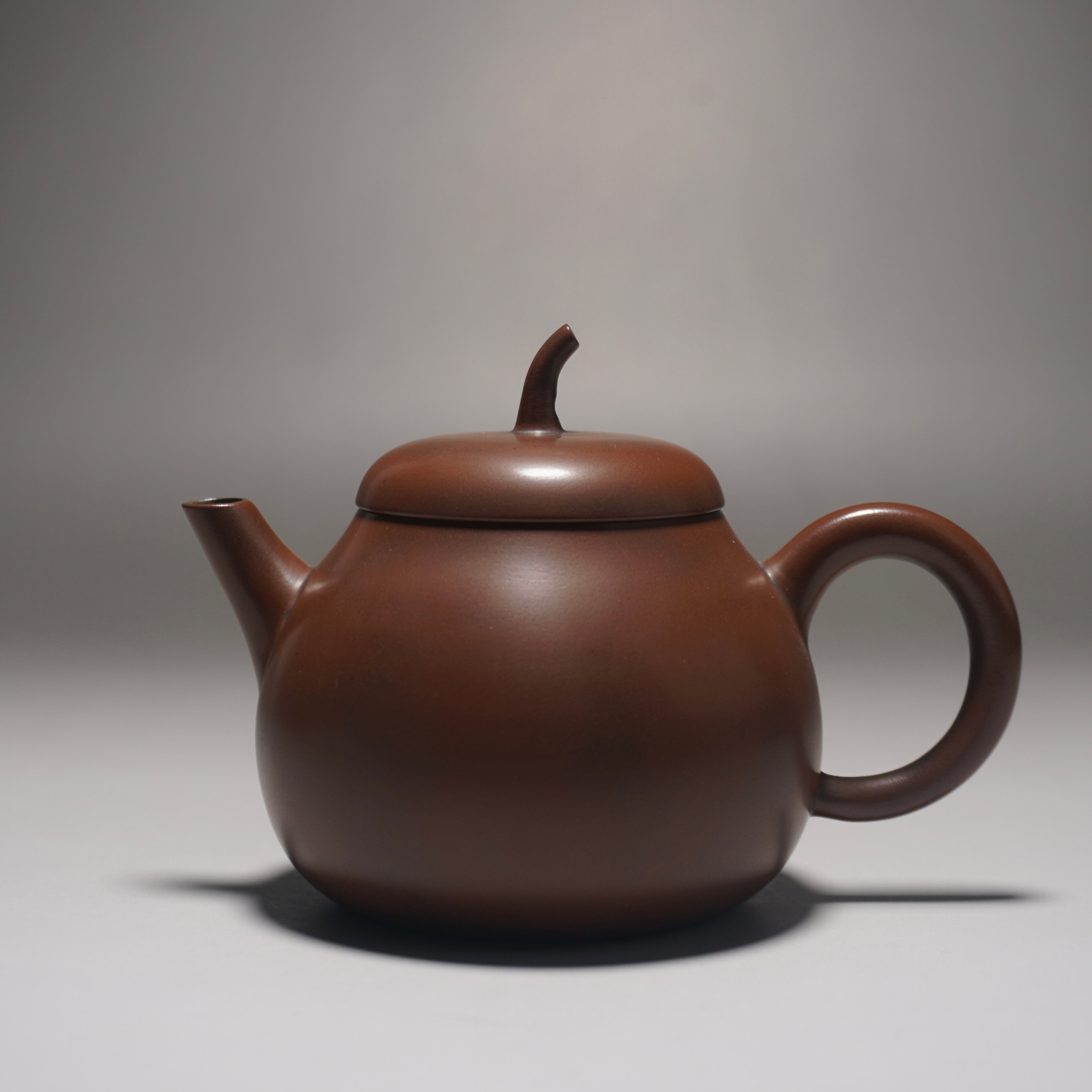 160ml Brown Eggplant Teapot by Li Wenxin 李文新茄瓜泥兴壶 – MudandLeaves