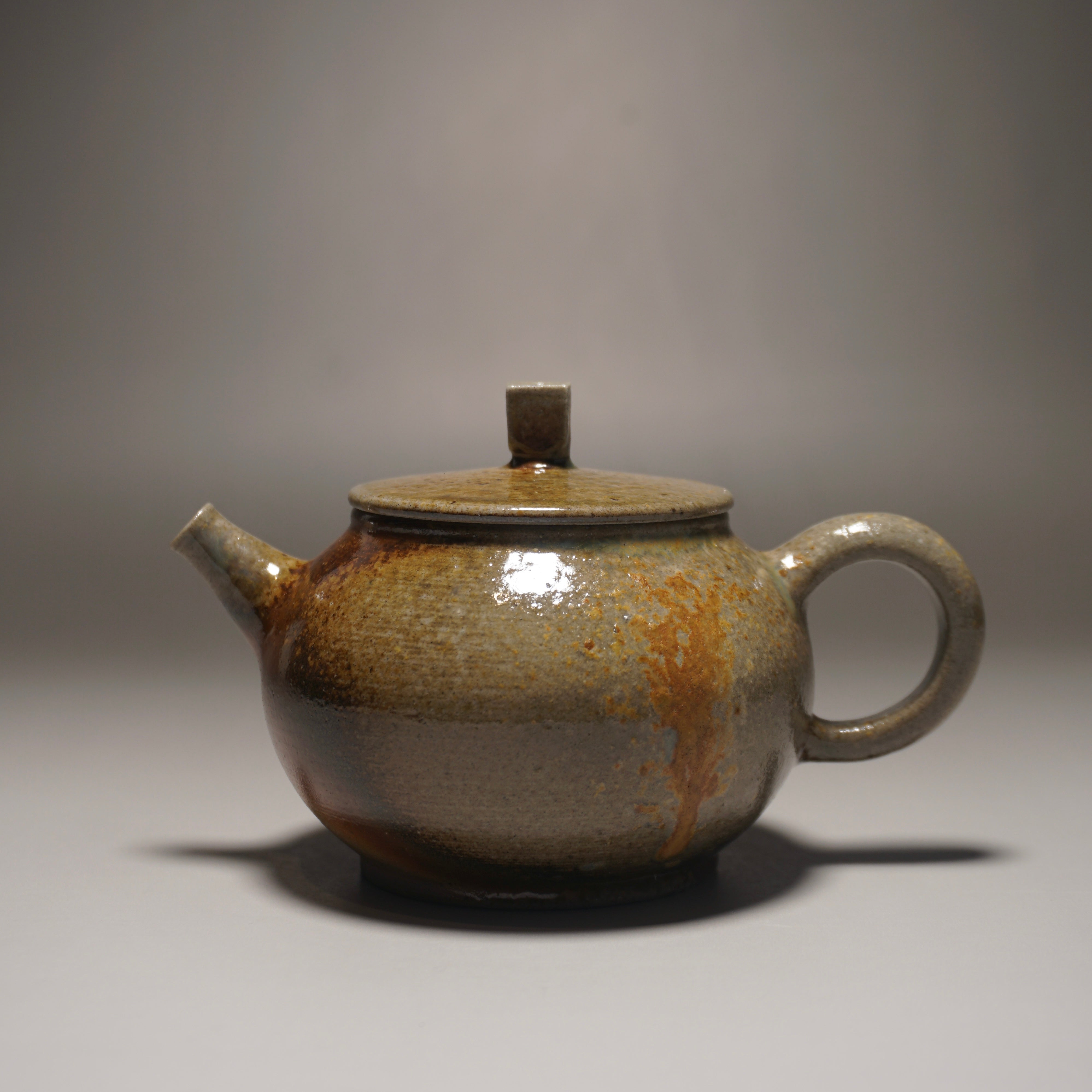 Wood Fired Square Knob Nixing Teapot by Li Wenxin 李文新柴烧坭兴壶 160ml – MudandLeaves