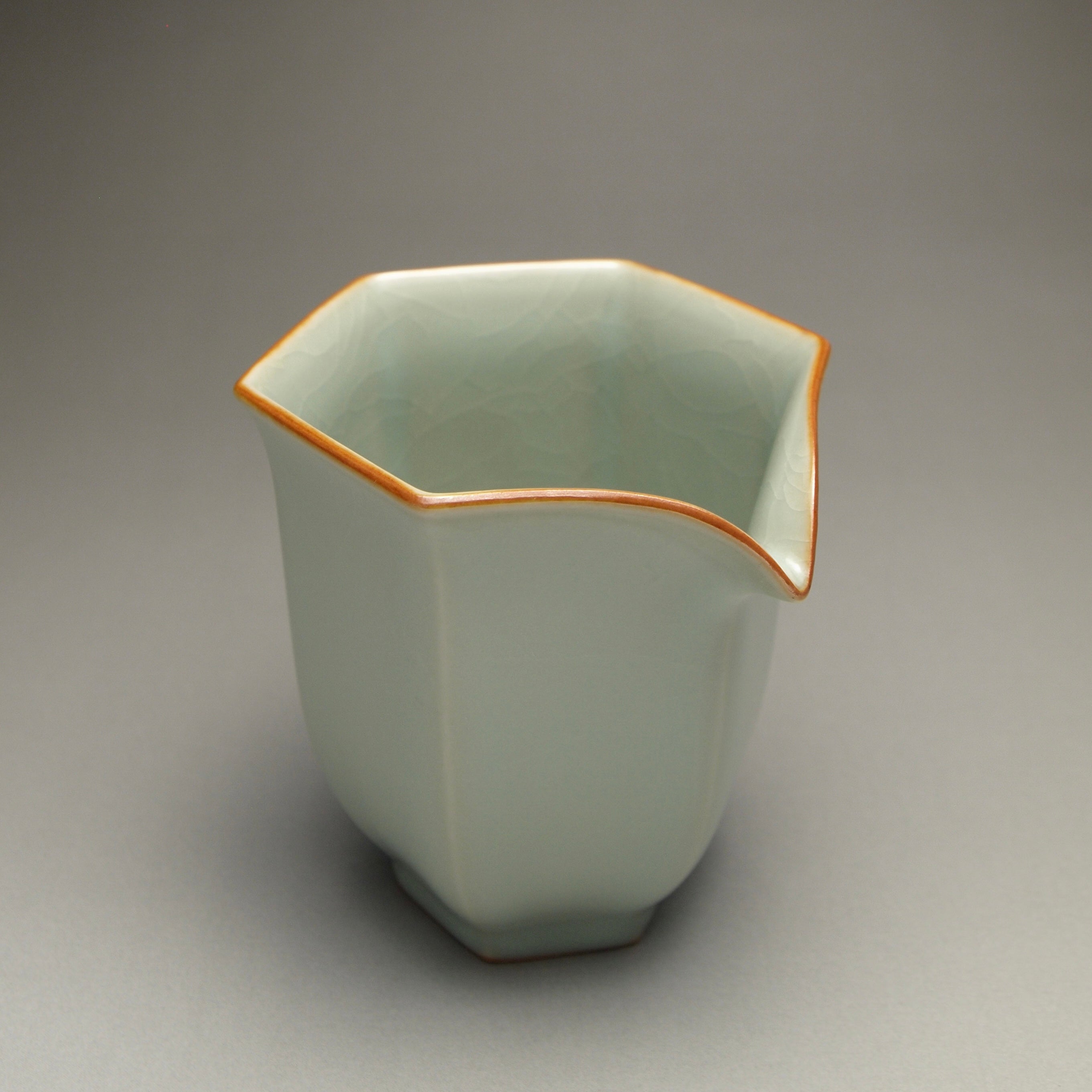 Ruyao Hexagon Fair Cup 汝窑公道杯 230ml – MudandLeaves